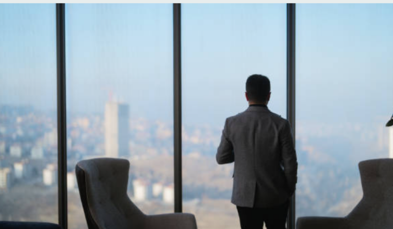 6 Lessons Every Great Leader Learns on the Job - Lolly Daskal | Leadership